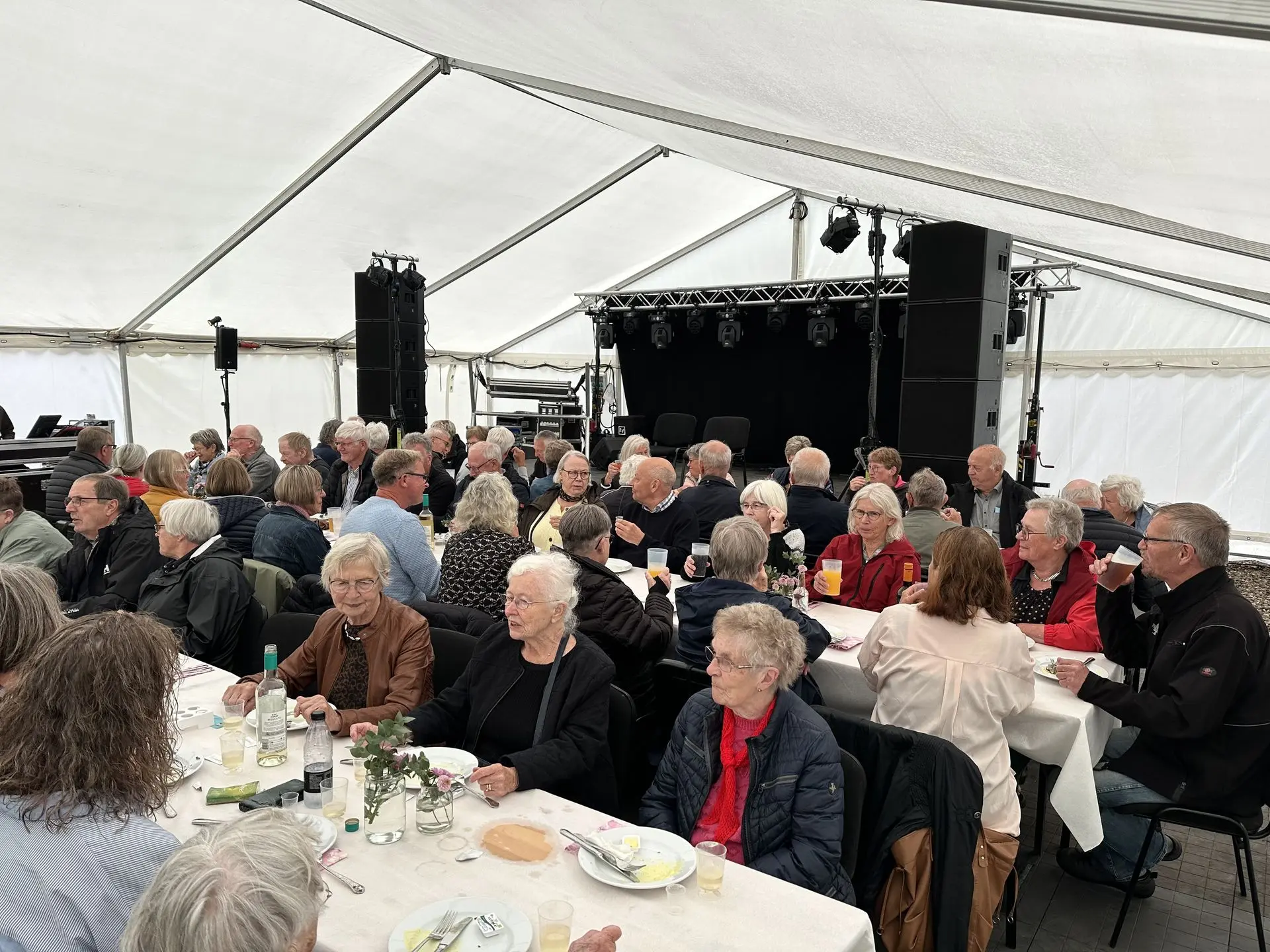 God stemning allerede fredag middag | 6510 NYT